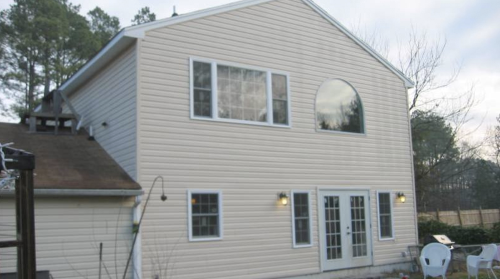 What Was The Infamous DIY 'Goverhaus' Construction Project? The Widely ...