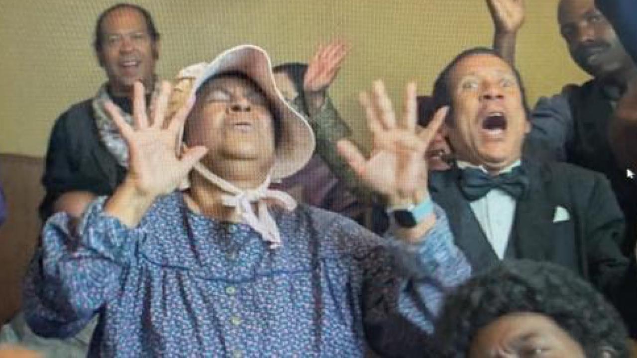 These 24 Movie Mistakes Went Mostly Unnoticed | Know Your Meme