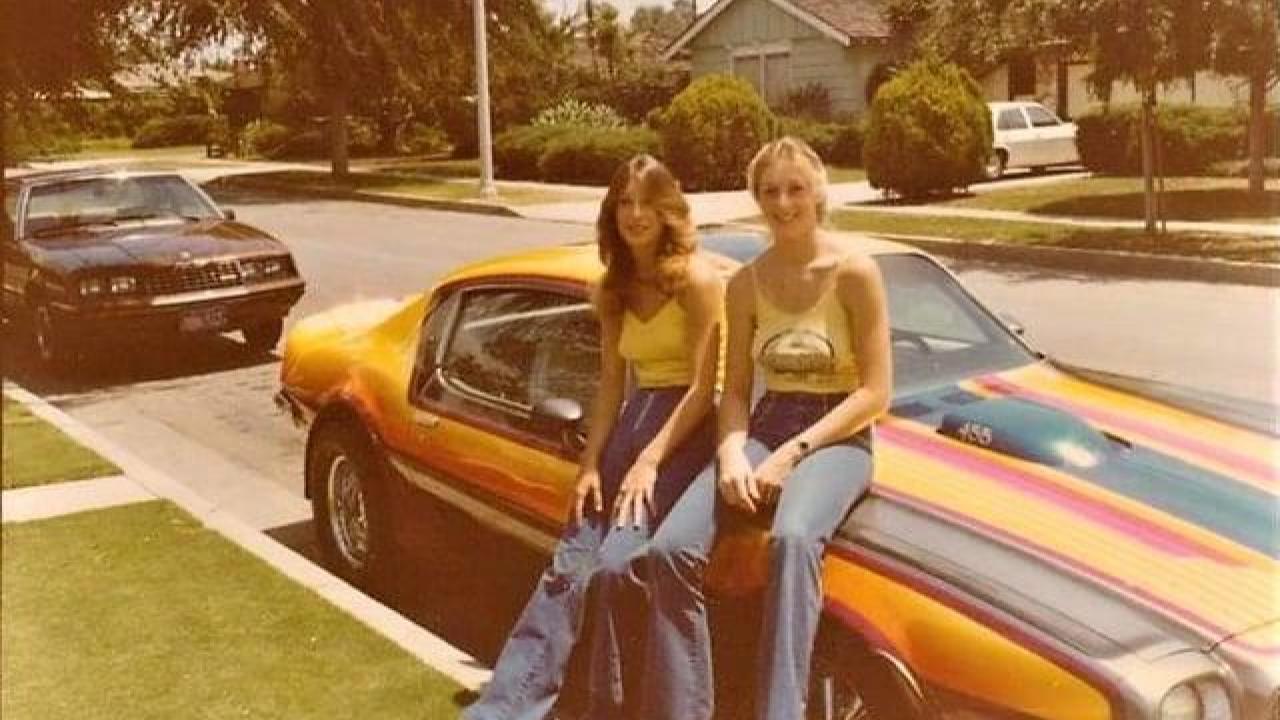 1970s Coolness In 25 Retro Photos | Know Your Meme