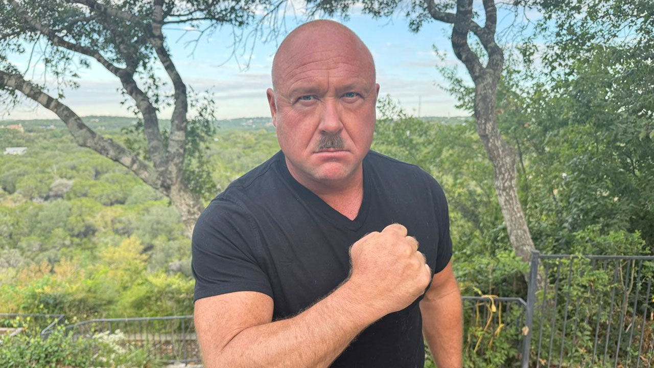 Alex Jones's Hitler Mustache | Know Your Meme