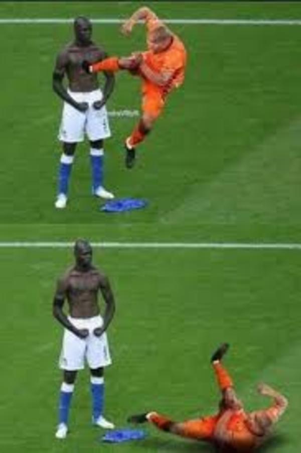 [Image - 480373] | Mario Balotelli's Goal Celebration | Know Your Meme