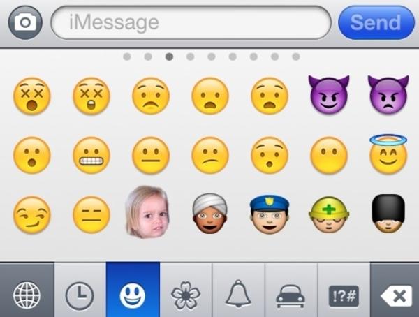 [Image - 641876] | Side Eyeing Chloe | Know Your Meme