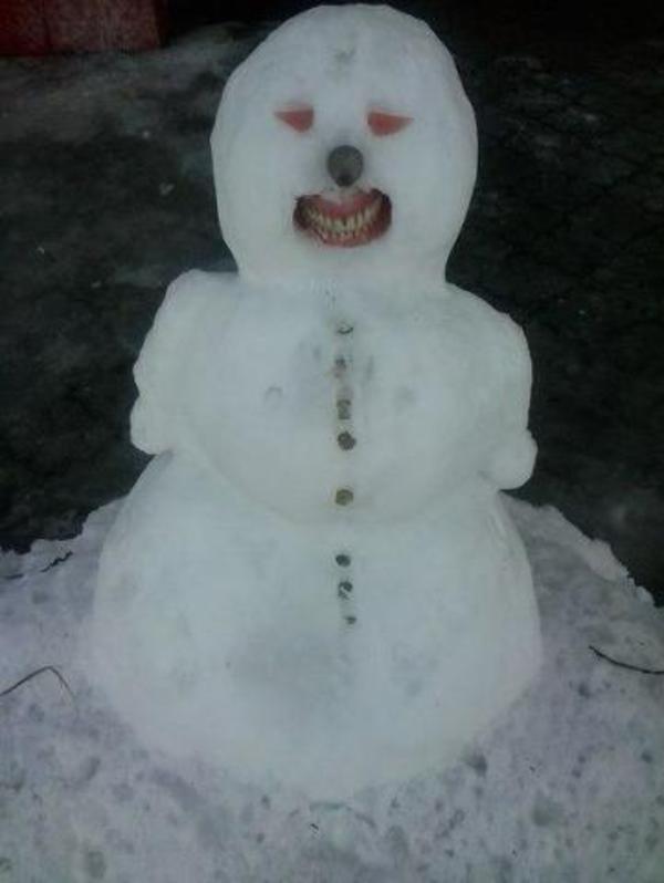 Frosty the Sno- OH GOD HE'S EATING ME! | Know Your Meme