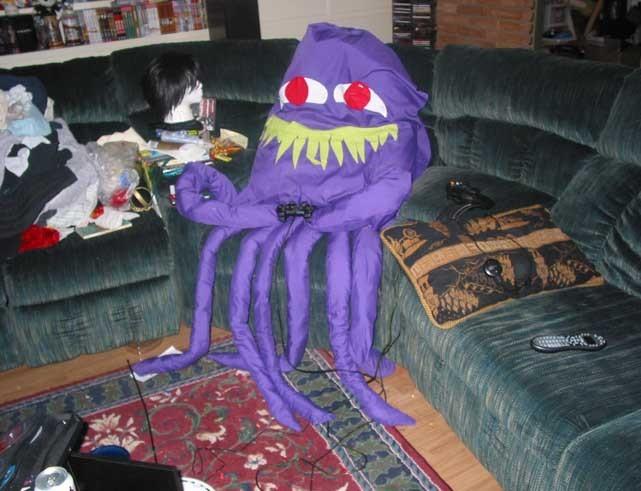 Ultros Playing Video Games | Final Fantasy | Know Your Meme