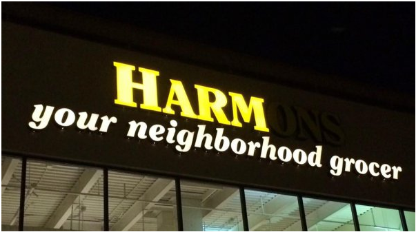 [Image - 861565] | Funny Store Signs | Know Your Meme