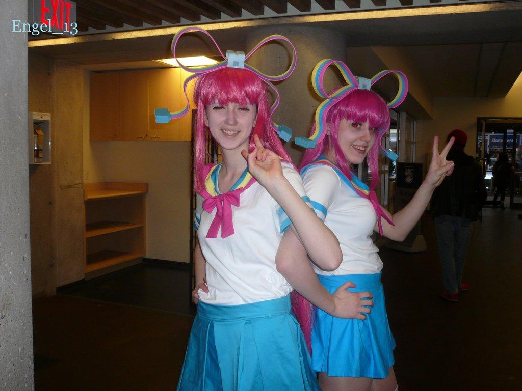 Twin Giffany cosplay | Giffany | Know Your Meme