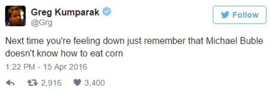 @GRG Tweet | Michael Buble Doesn't Know How to Eat Corn on the Cob ...