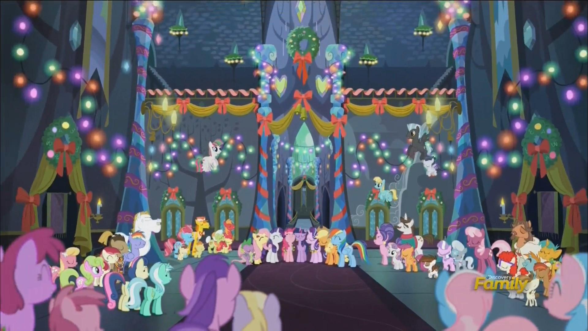 Is that pony Jesus on the right? | My Little Pony: Friendship is Magic ...