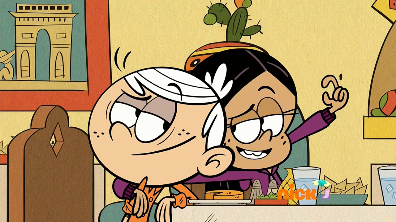 the invisible selfie | The Loud House | Know Your Meme