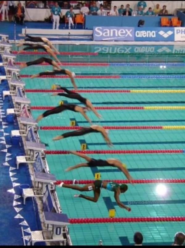 Swimming Photoshop | Shaunae Miller's Finish Line Dive | Know Your Meme