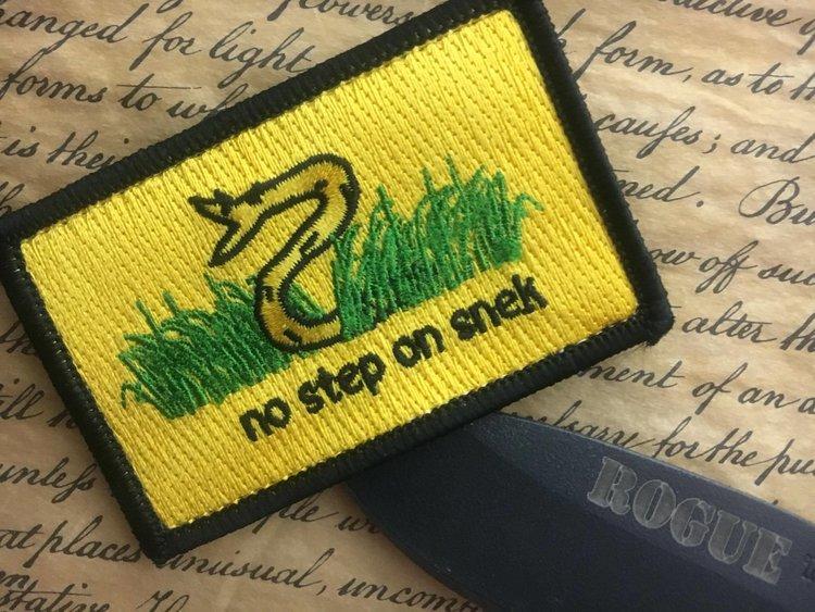 No Step on Snek | Gadsden Flag / Don't Tread On Me | Know Your Meme