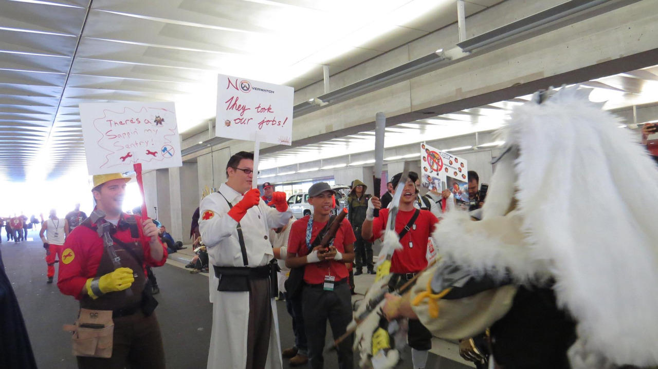 ...makes sense | Cosplay | Know Your Meme