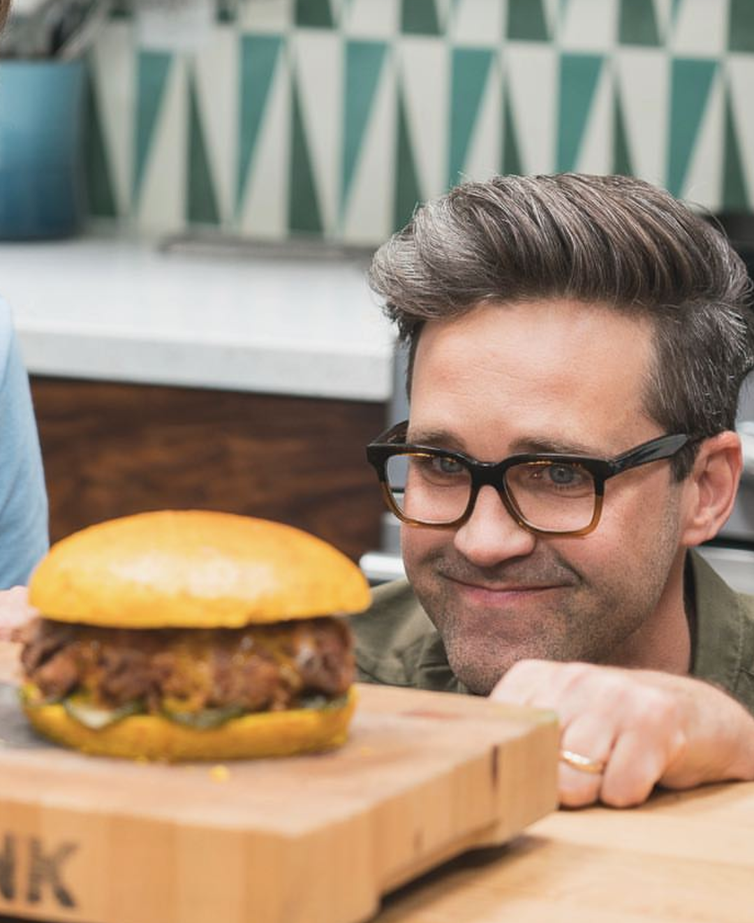 GMM Link and Burger template | Link Stares at a Chicken Sandwich | Know ...