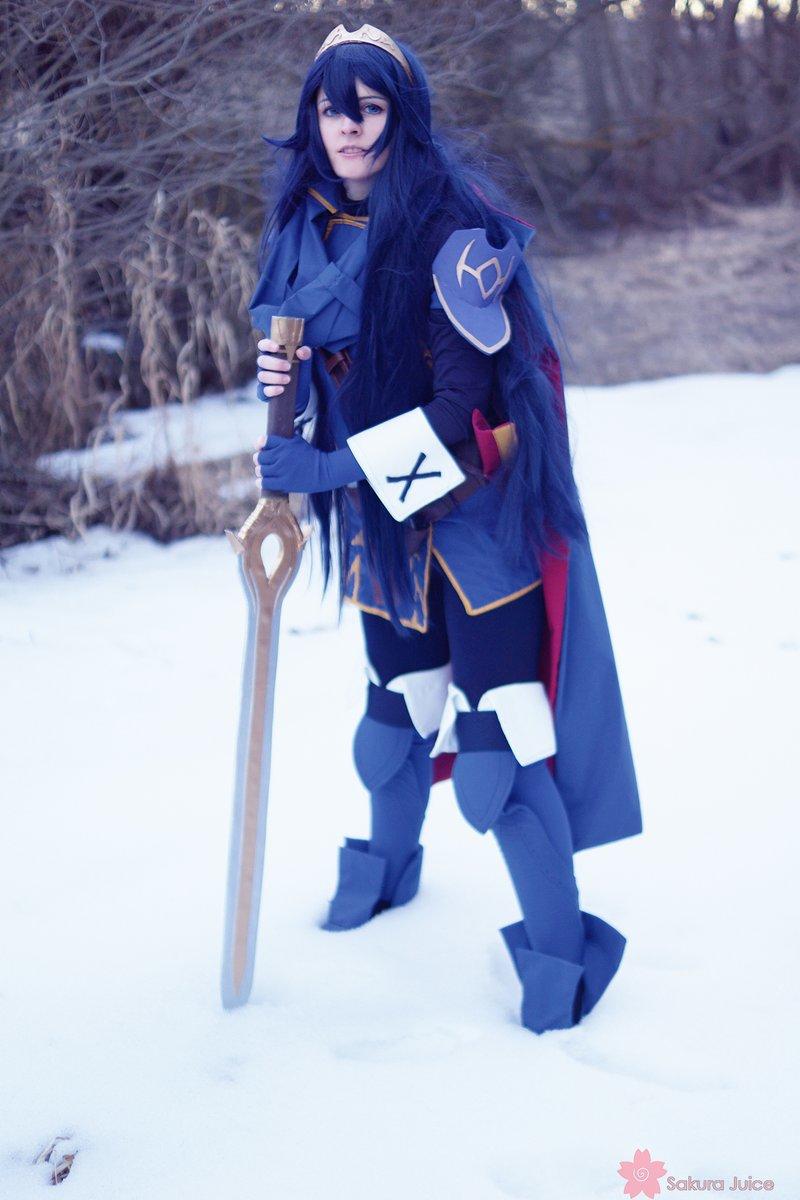 Lucina by naociel | Cosplay | Know Your Meme