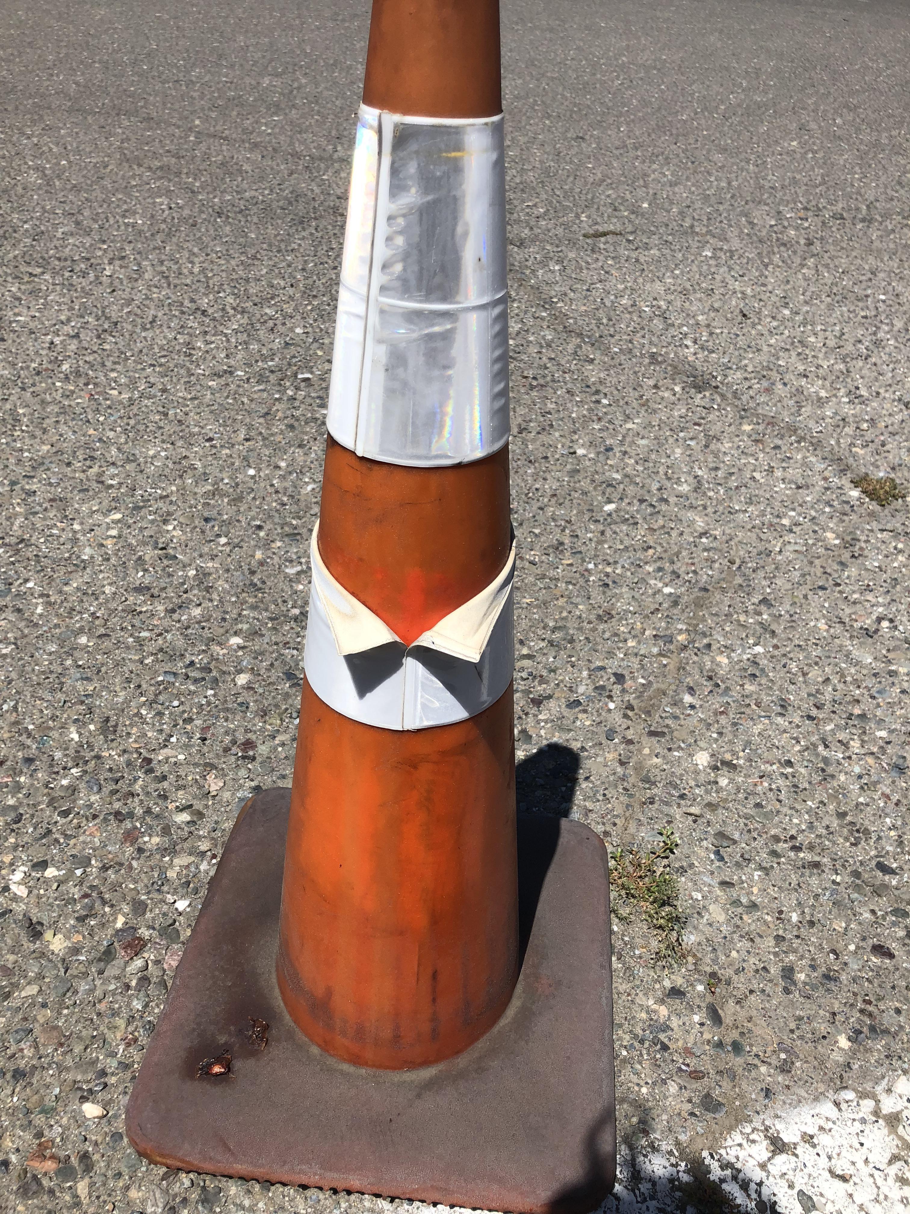 This incredibly dapper traffic cone | /r/Pareidolia/ | Pareidolia ...