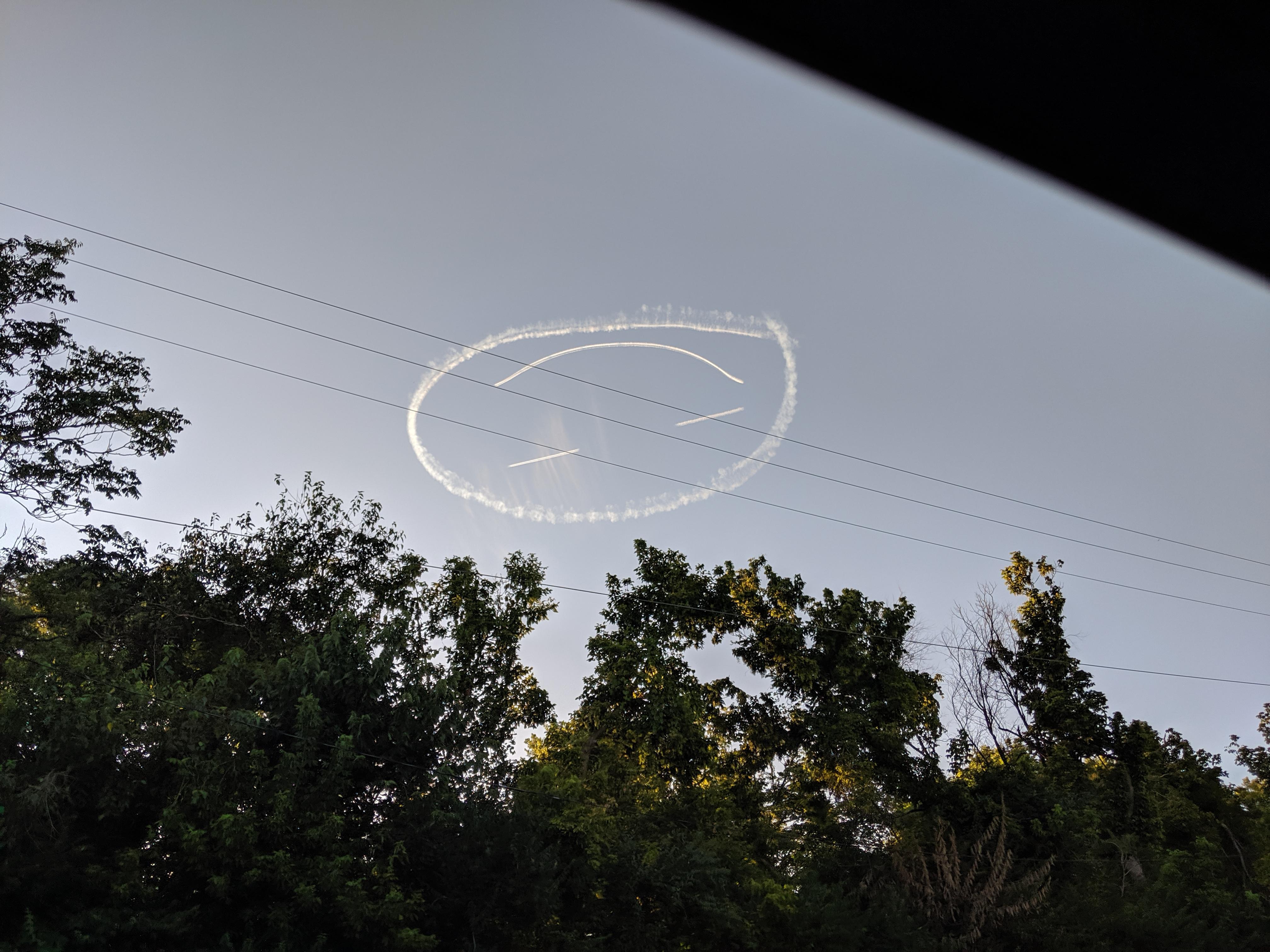 Pilot made a smiley face | r/mildlyinteresting | Mildly Interesting ...