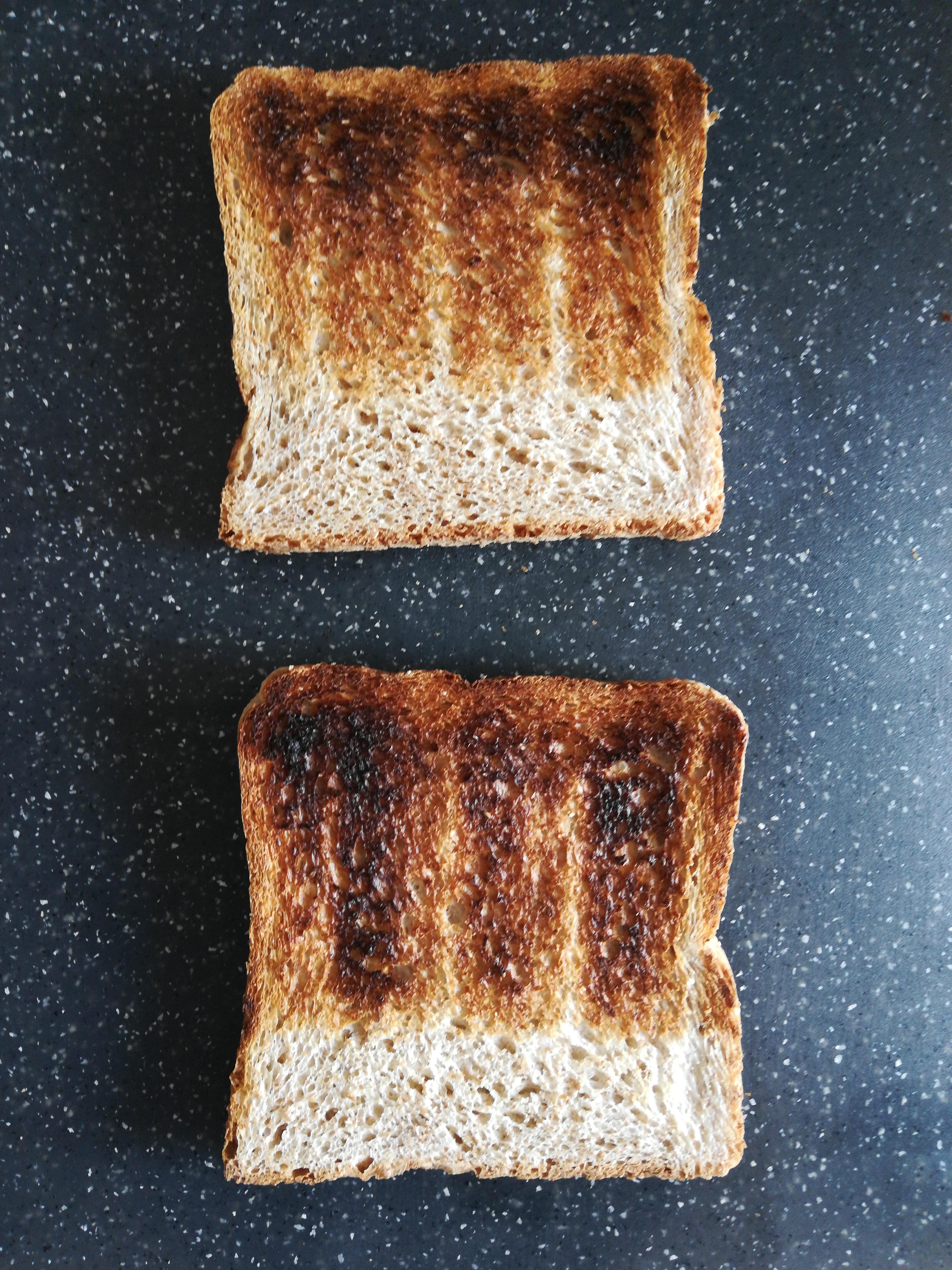 The way my new toaster toasts my toast. | /r/MildlyInfuriating | Mildly ...