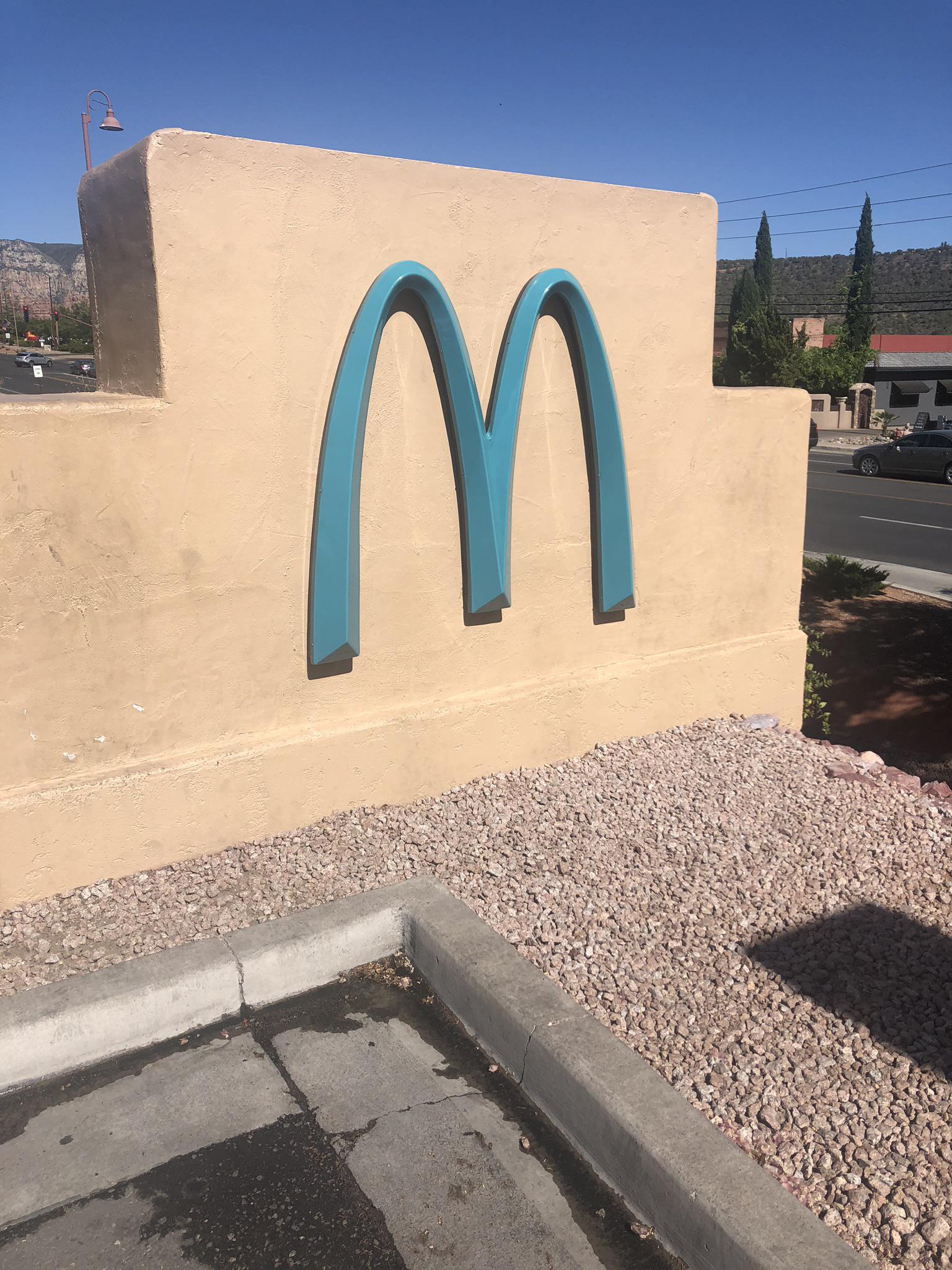 This McDonald’s in Sedona, AZ has turquoise arches because the city ...