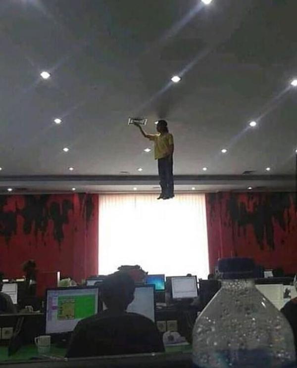 Creative mode irl | r/MinecraftMemes | Minecraft | Know Your Meme