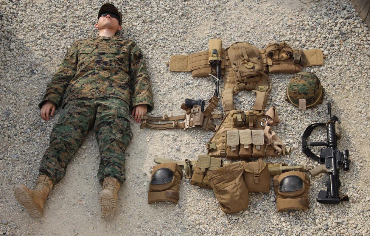 Army dude starter pack | r/starterpacks | Starter Packs | Know Your Meme