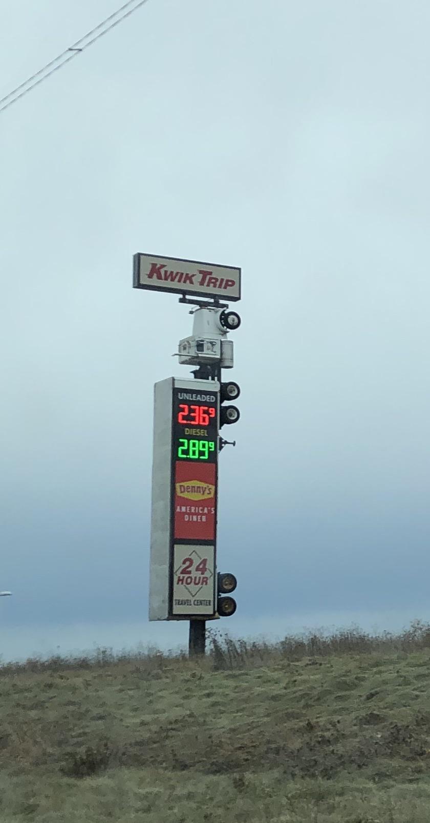 this truck stop sign | /r/mildlyinteresting | Mildly Interesting | Know ...