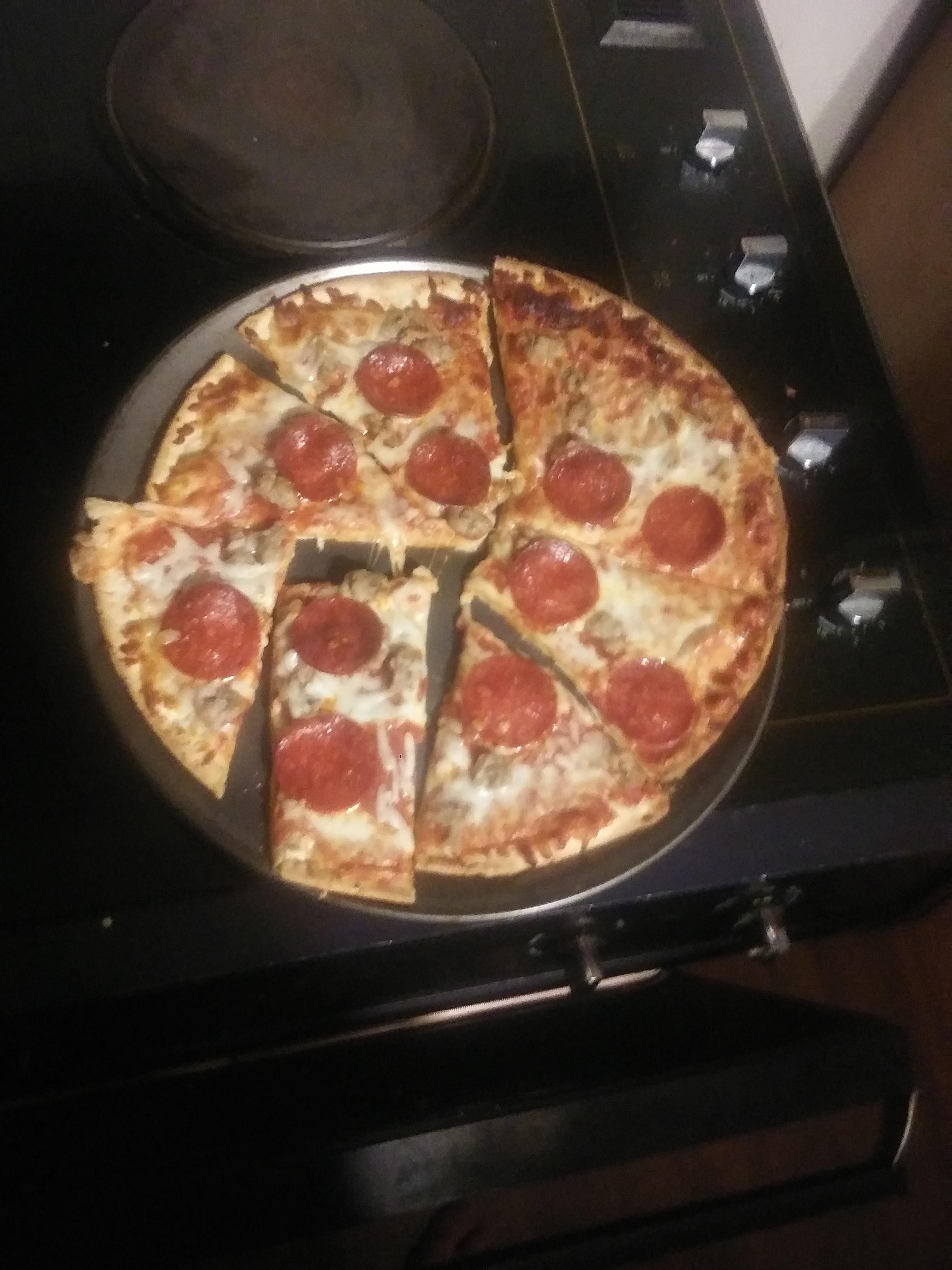 This is how i cut my pizza to avoid cutting pepperoni my girlfriend ...