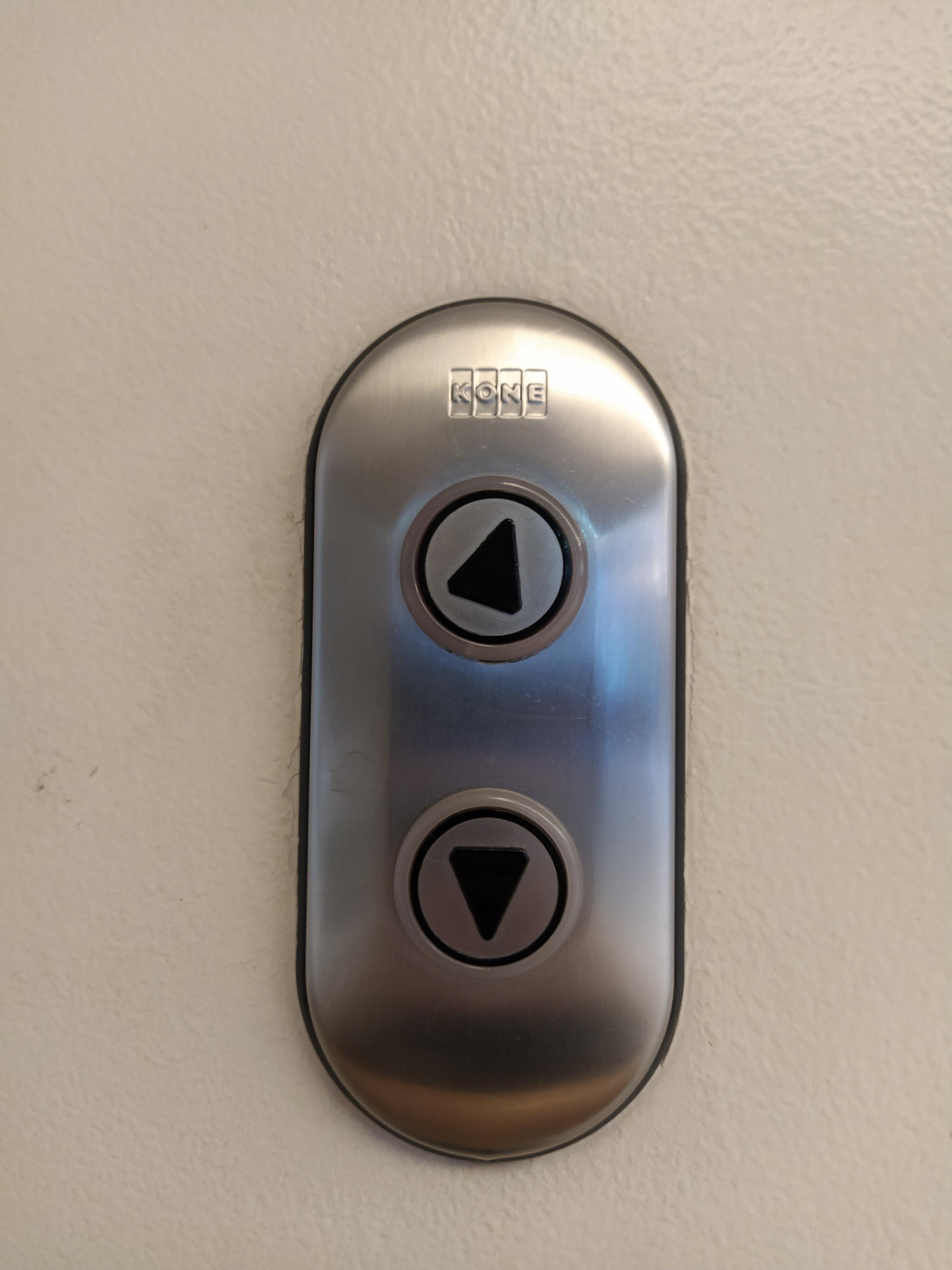 This elevator button | /r/MildlyInfuriating | Mildly Infuriating | Know Your Meme