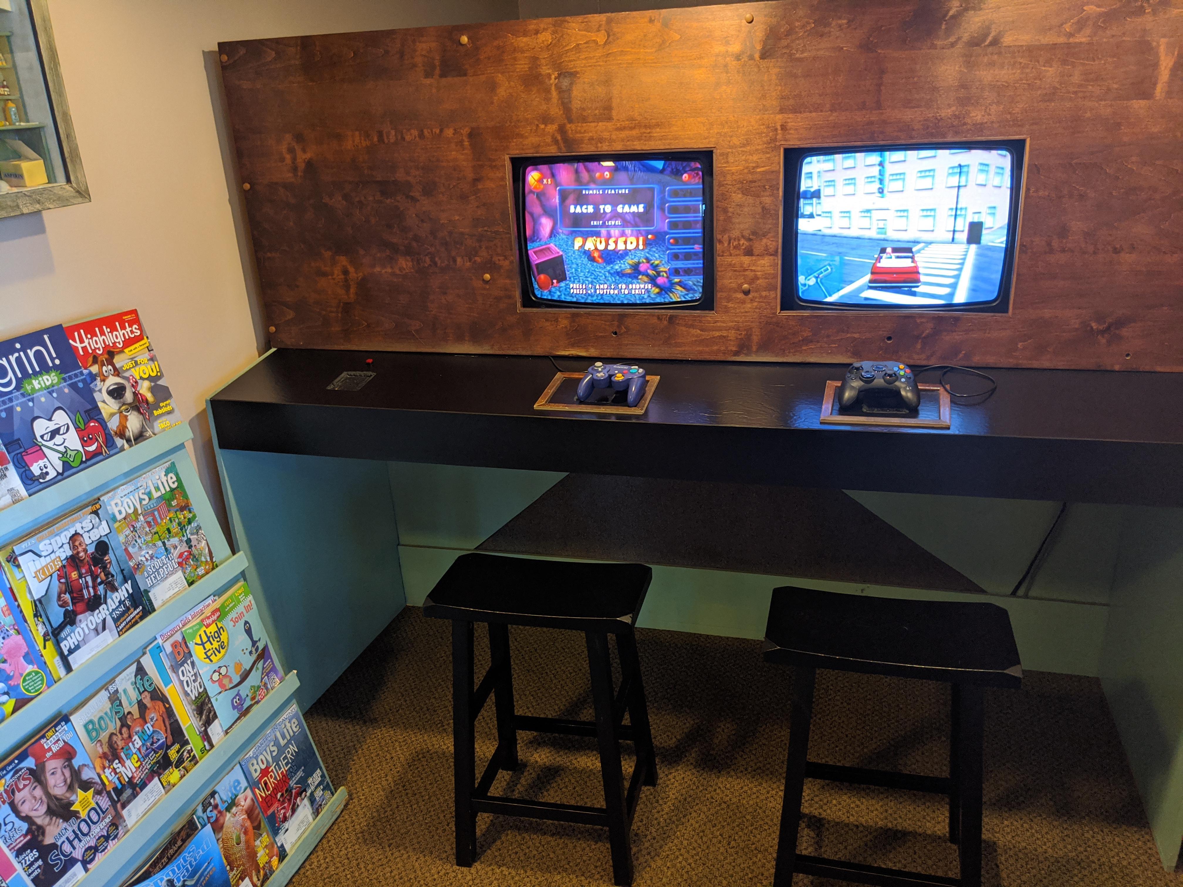 My dentist has a GameCube and an Xbox in his waiting room. | /r ...