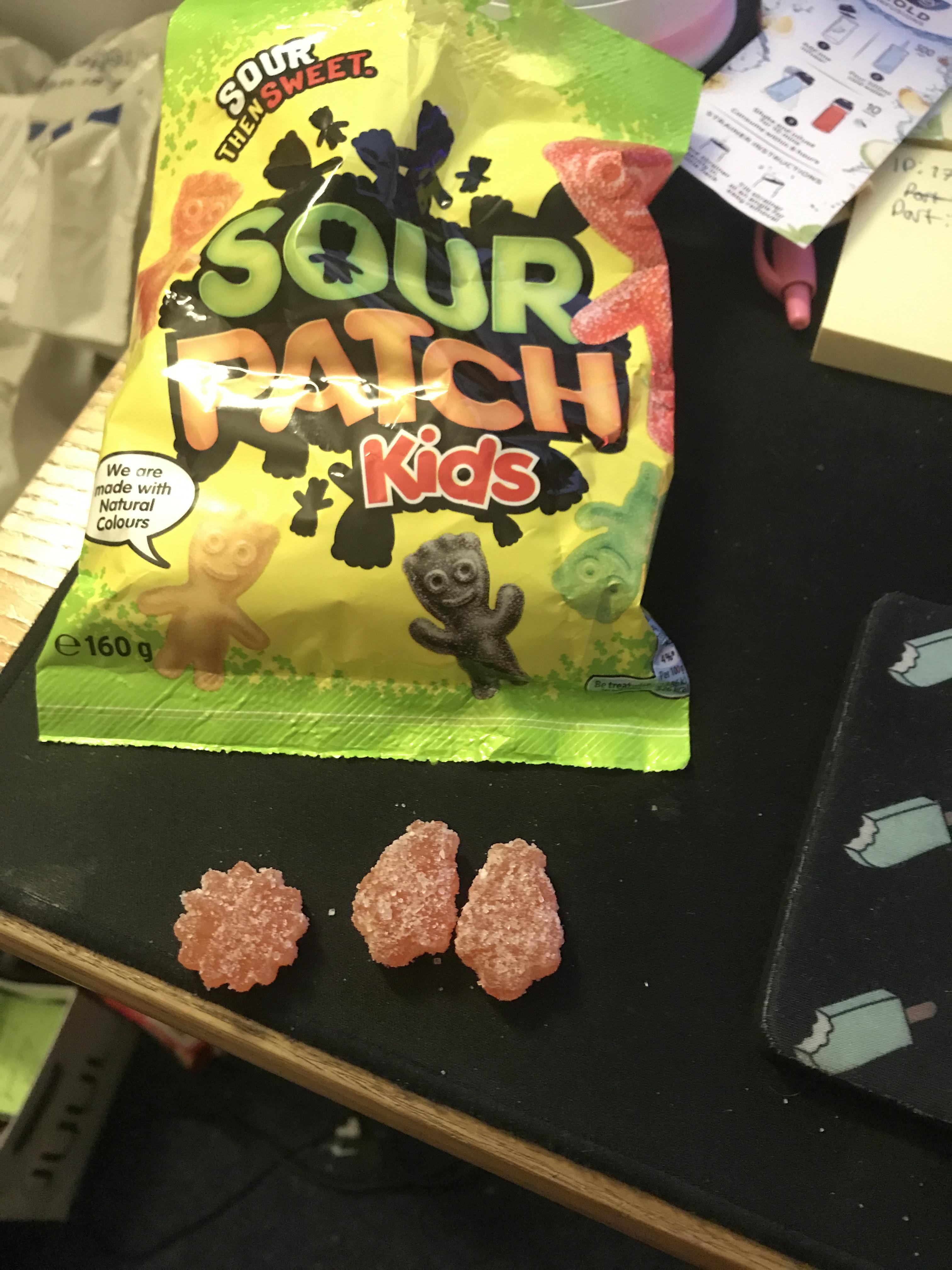 I got a pack of sour patch kids and these were inside | /r ...