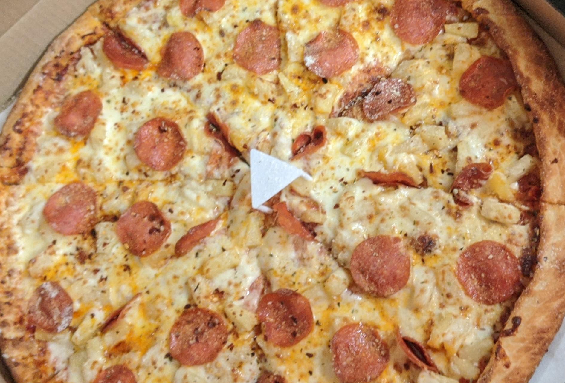 How difficult it is to get this pizza video to play | /r ...