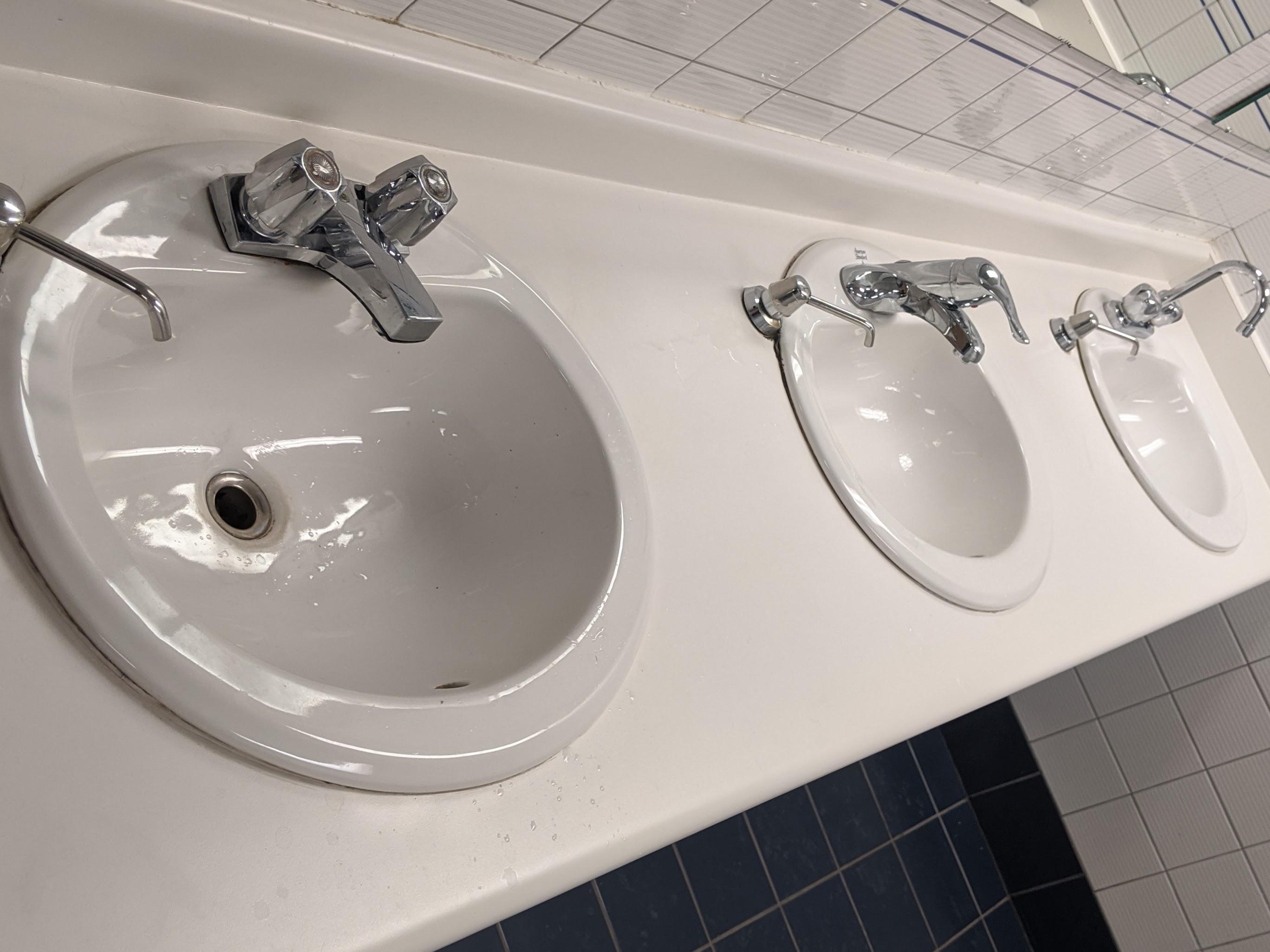 None of the faucets match | /r/MildlyInfuriating | Mildly Infuriating ...