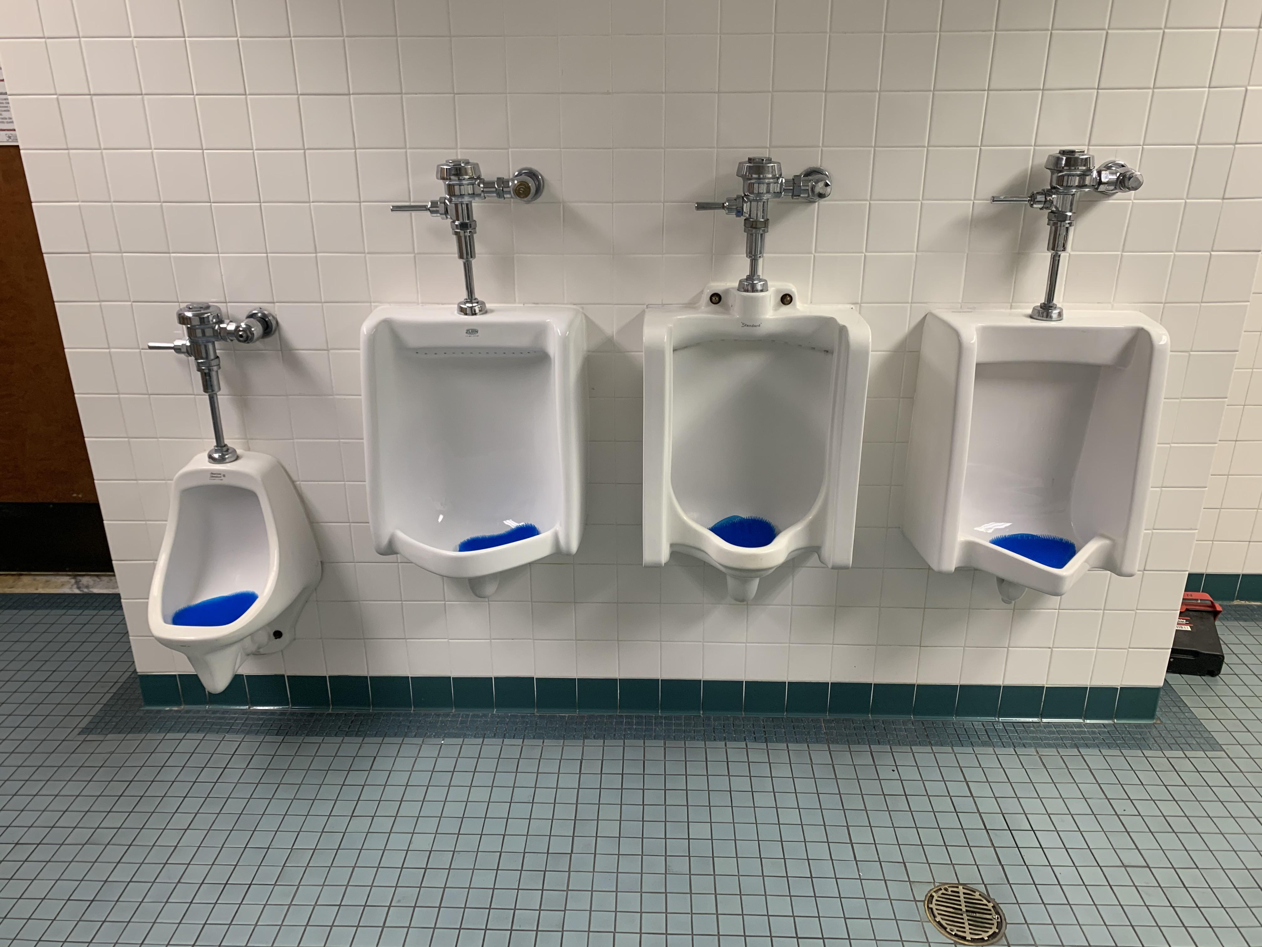 4 different urinals. Kill me. (UT union underground bathroom) | /r ...