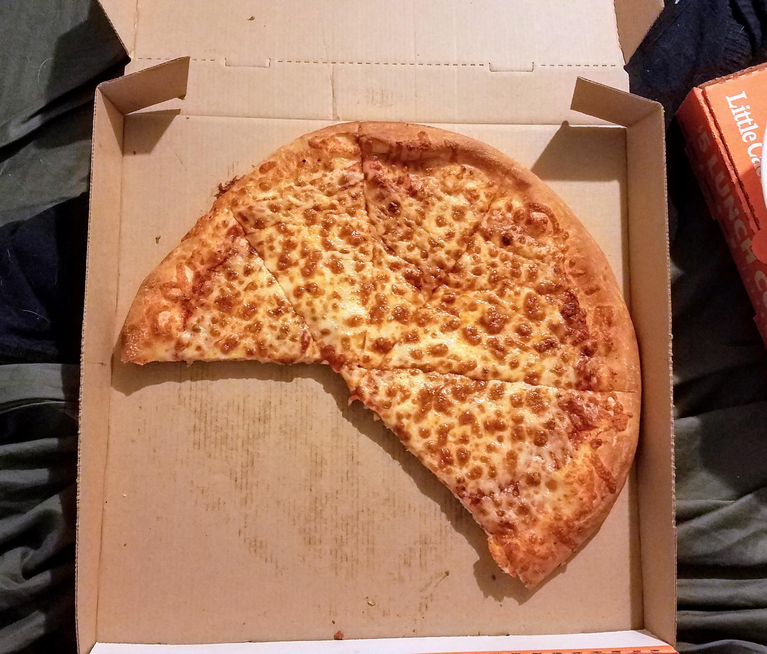 This pizza looks like a geometry problem that I would fail. | /r ...