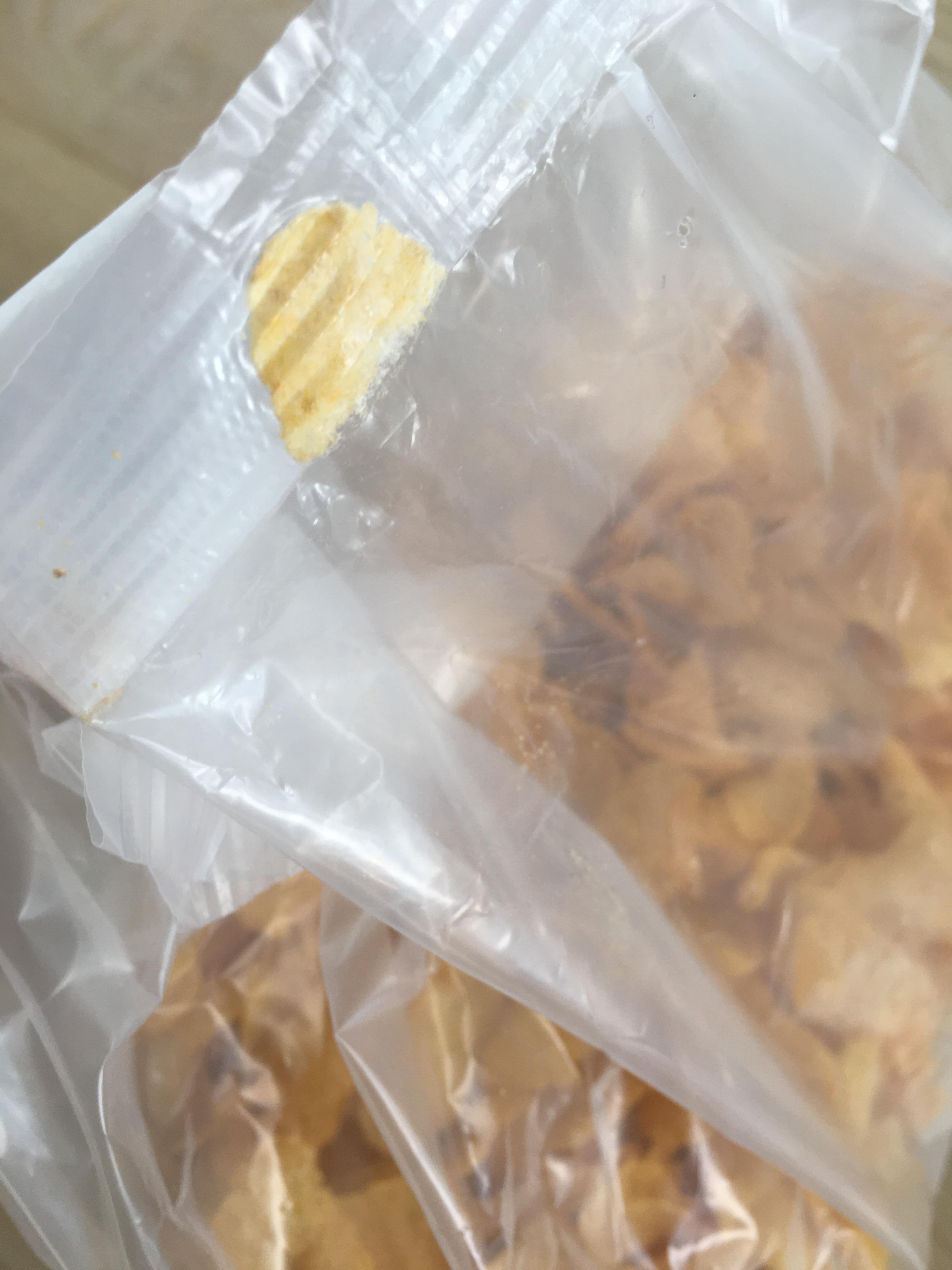 A cornflake is stuck in the seal | /r/mildlyinteresting | Mildly ...