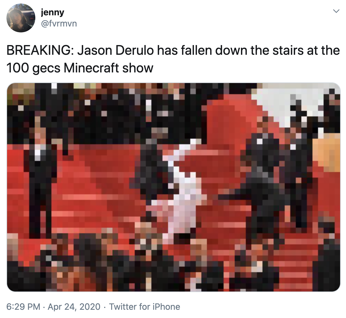 BREAKING: Jason Derulo has fallen down the stairs at the 100 gecs ...