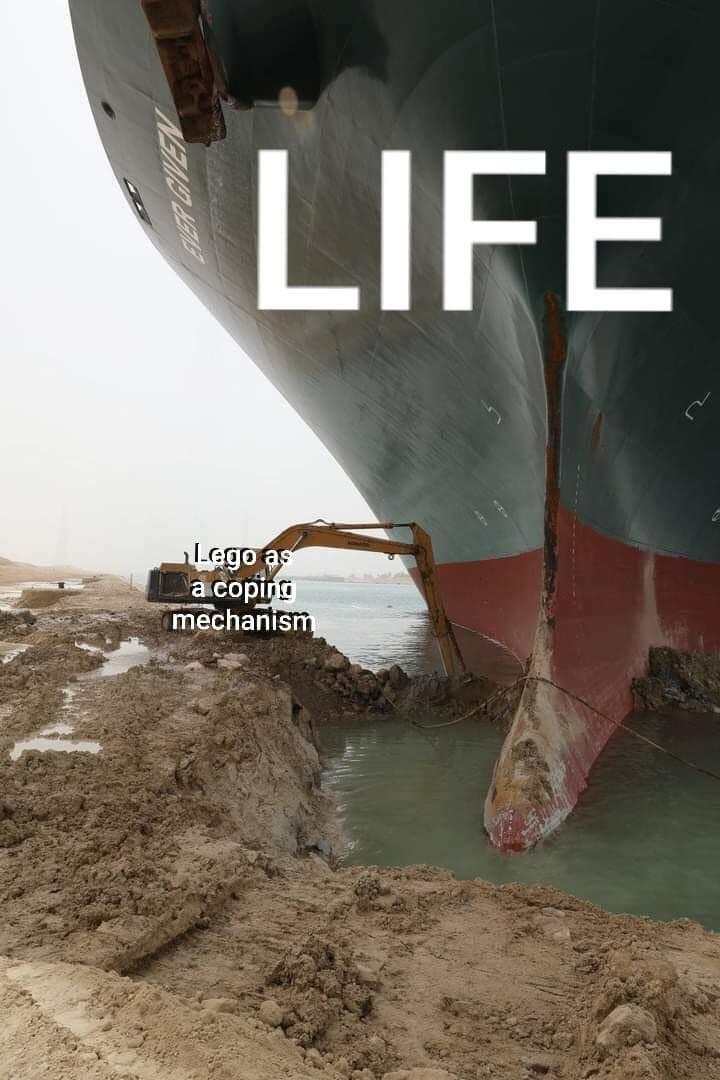 Just don't step on it | Excavator Digging Out Suez Canal Ship | Know ...