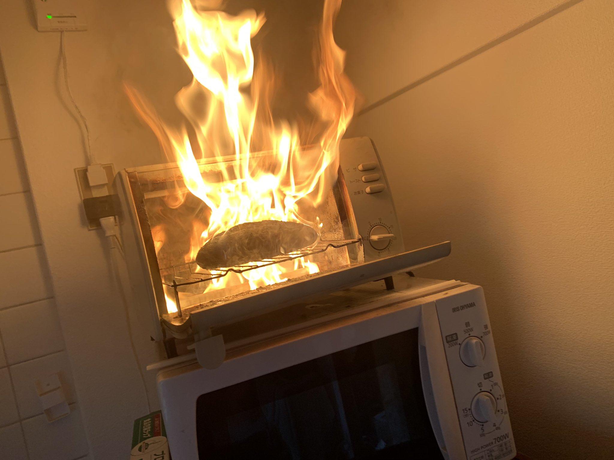 Garlic Toasto / Cursed Microwave Fire | Cursed Images | Know Your Meme