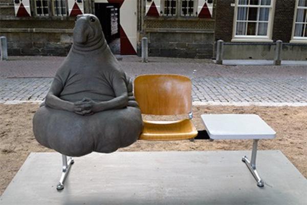 meme sculpture | Know Your Meme