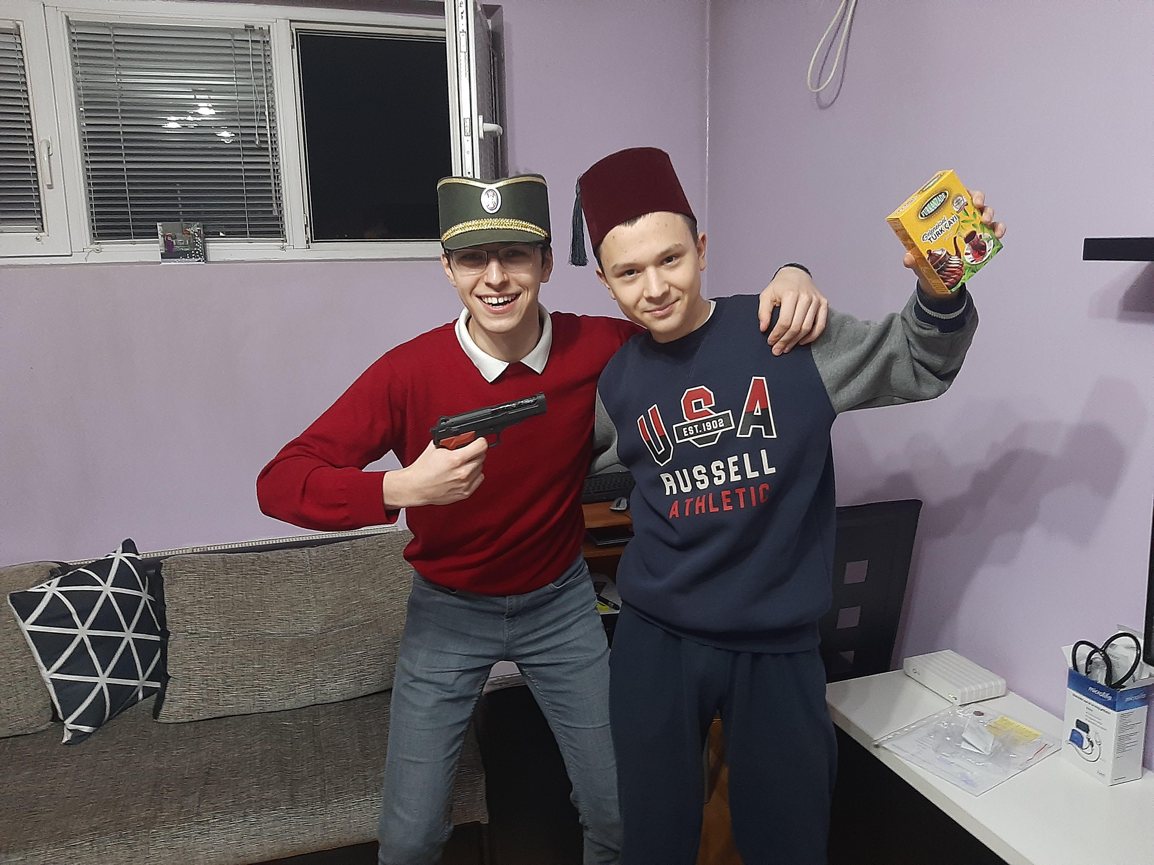 Srebrenica larp Chad serb(me) with muslim(cringe) friend | /r ...