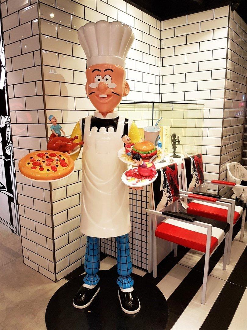 An Old Master Q cafe has just opened in Prince Edward (Friday 26 August ...