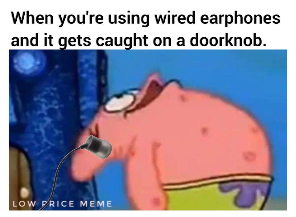 Downsides Of Wired Earphones | SpongeBob SquarePants | Know Your Meme