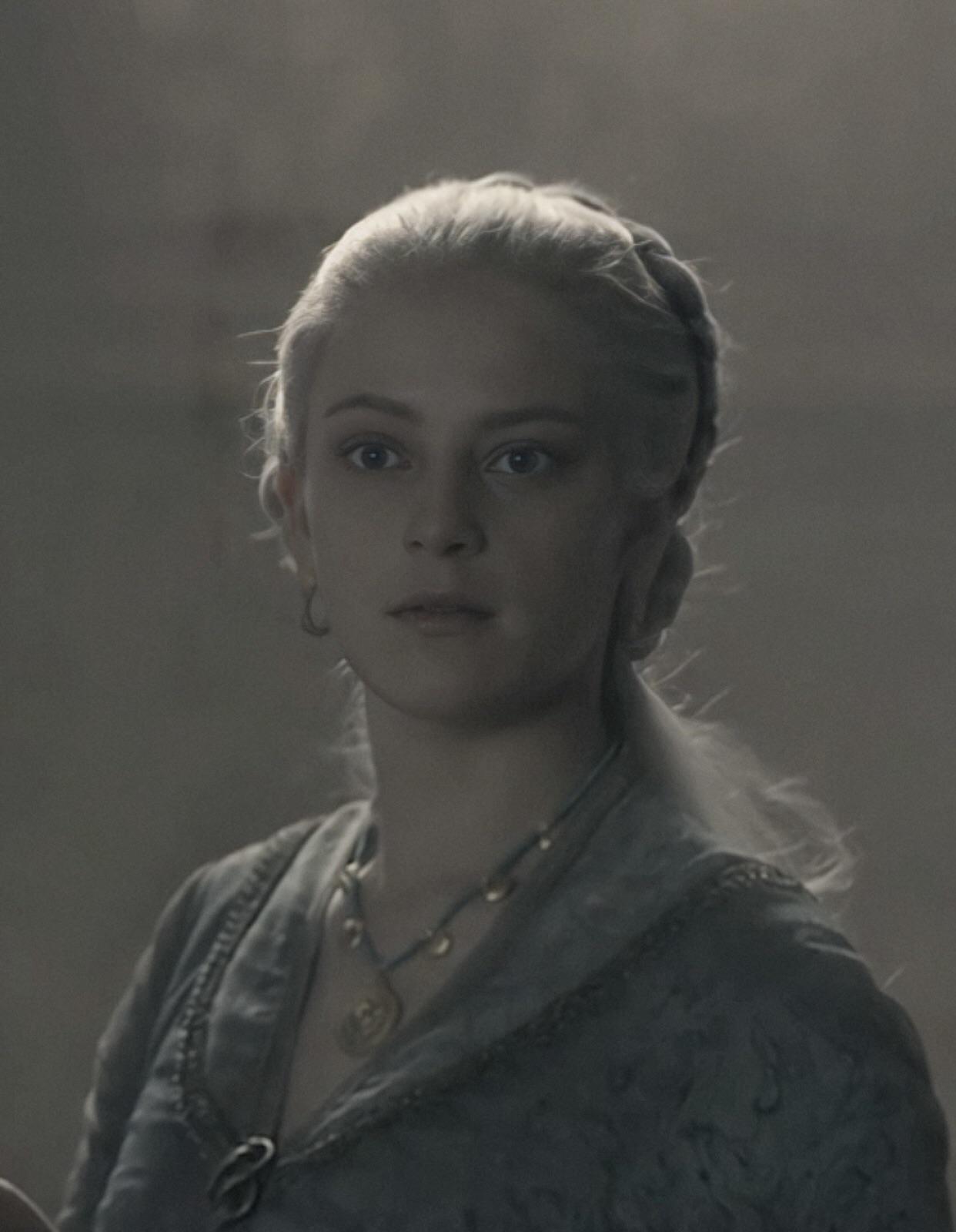 I don’t understand why they put that stupid random dragon scene in ...