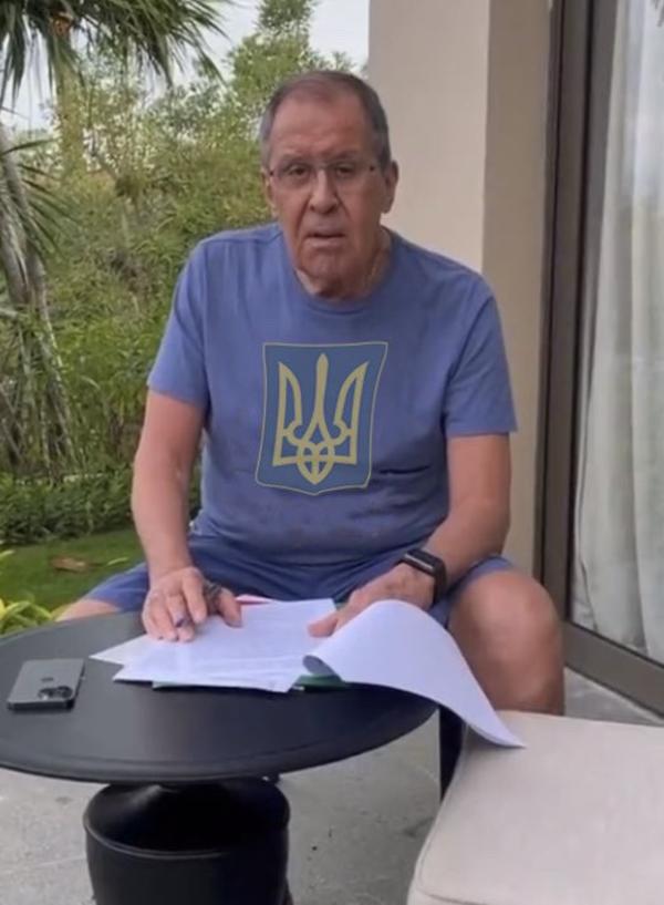 Lavrov finnaly wearing a good t-shirt | 2022 Russian Invasion of ...