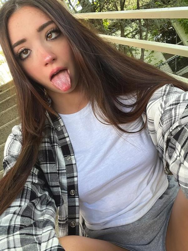 Molly Moon Ahegao Mollymoonn Know Your Meme