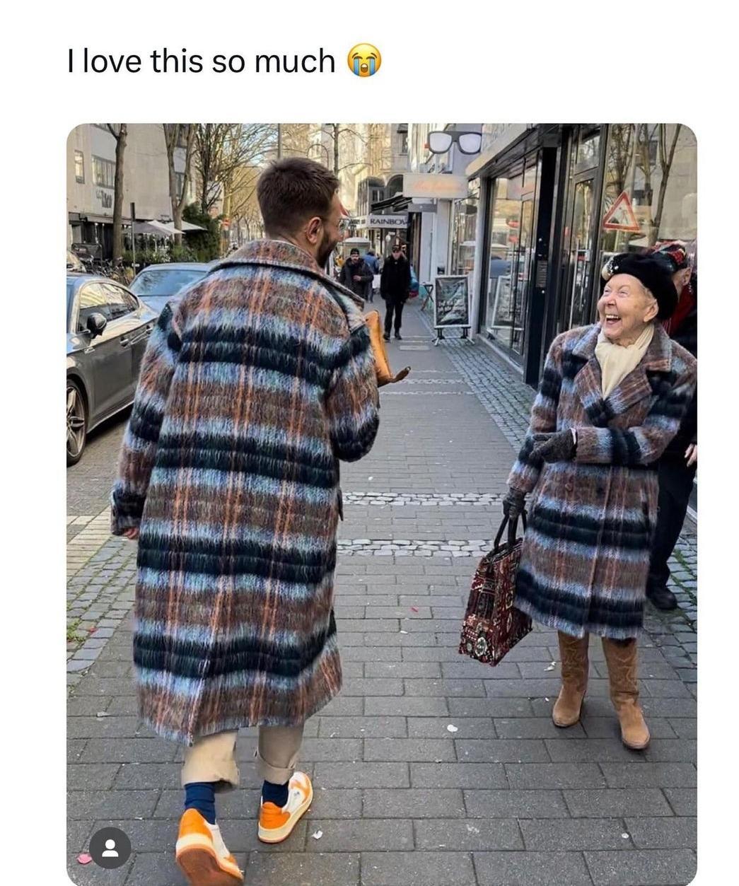 Cute moment. | Know Your Meme