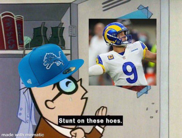 stunt | NFL / American Football | Know Your Meme