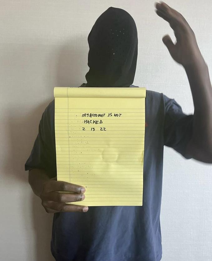 Masked Kanye With Holding Notepad Kanye West Holding Notepad Know 