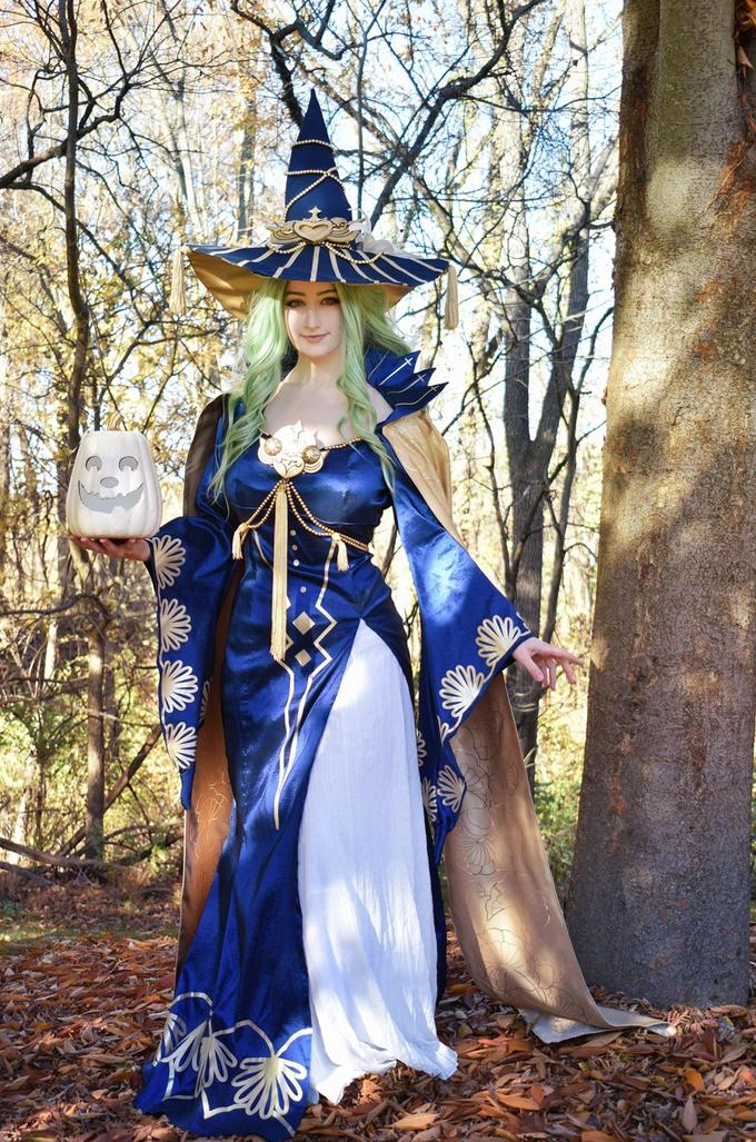 "I'm dressed as a witch. Would you like me to cast a spell on you?"🎃🌌 ...