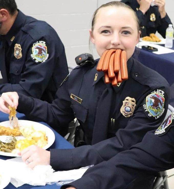 Maegan Hall Female Cop Meme Female Cop Maegan Hall Tennessee Police Sex Scandal Know Your Meme