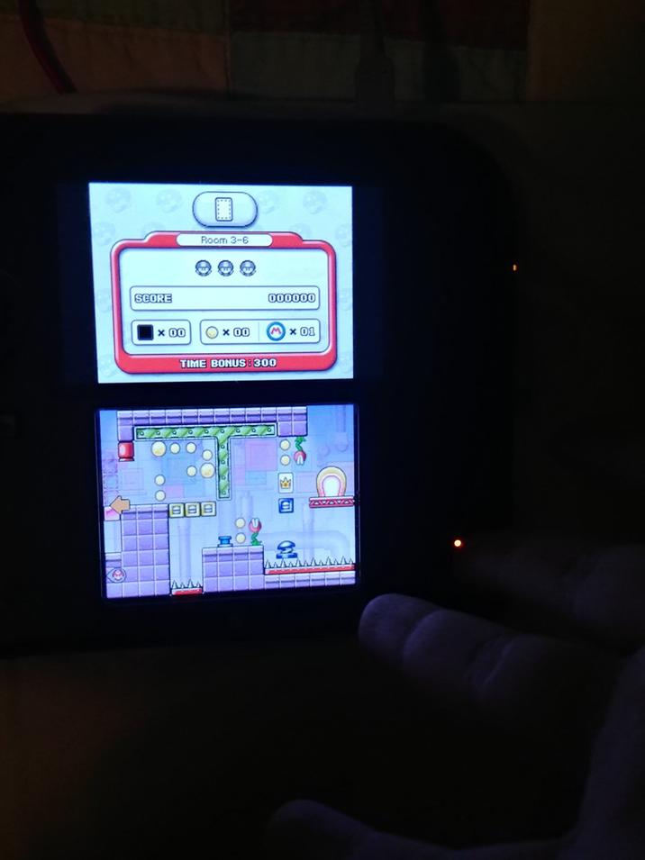 dash spider mario vs donkey kong | Know Your Meme